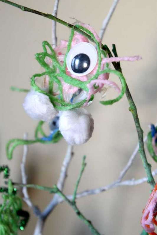 Yarn Monsters: A Halloween Craft for Kids - Hands On As We Grow®