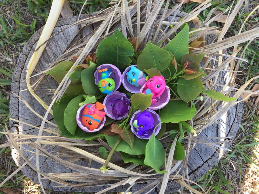 One Colorful Twist for your Easter Egg Hunt This Year with Hatchimals ...