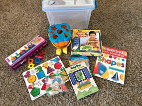 DIY Busy Bins for Six Go-To Quiet Time Activities for Kids | HOAWG