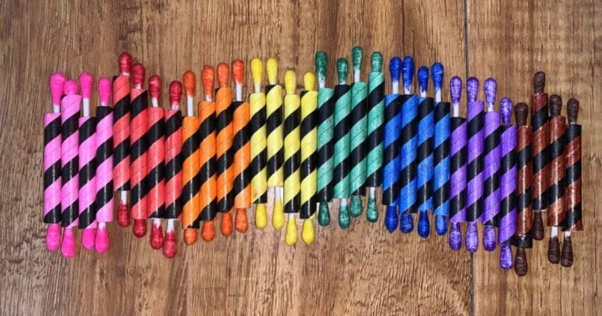 Color Activity for 2 Year Olds with Straws and Cotton Swabs - HOAWG