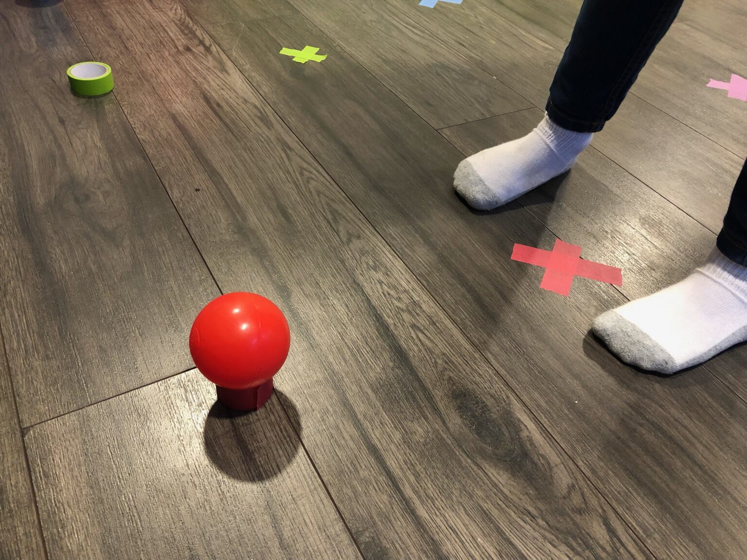 Hopping Activity for Preschoolers to Match Colors - HOAWG