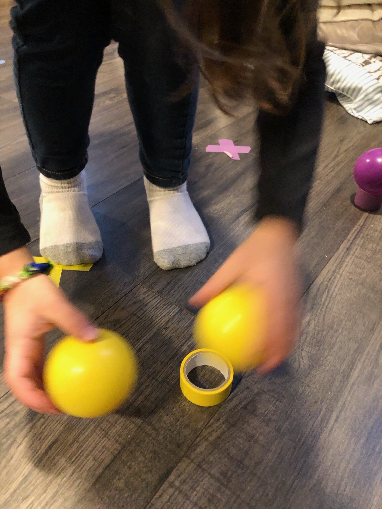 Hopping Activity for Preschoolers to Match Colors - HOAWG