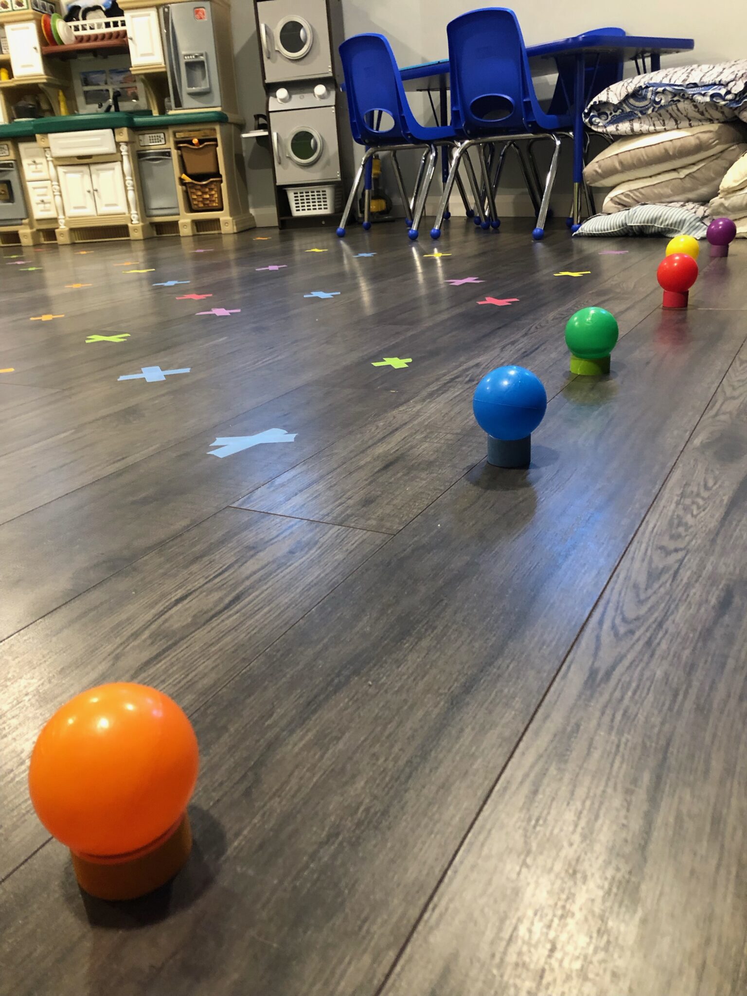 Hopping Activity for Preschoolers to Match Colors - HOAWG