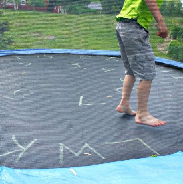 A to Z Alphabet Crafts That Preschoolers Will Love to Learn Their Letters