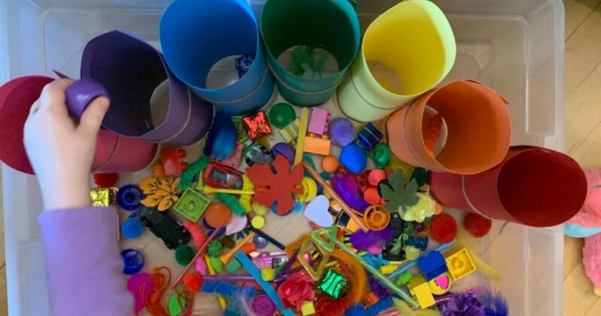 No-Mess Rainbow Sorting Sensory Bin That’s All About the Texture