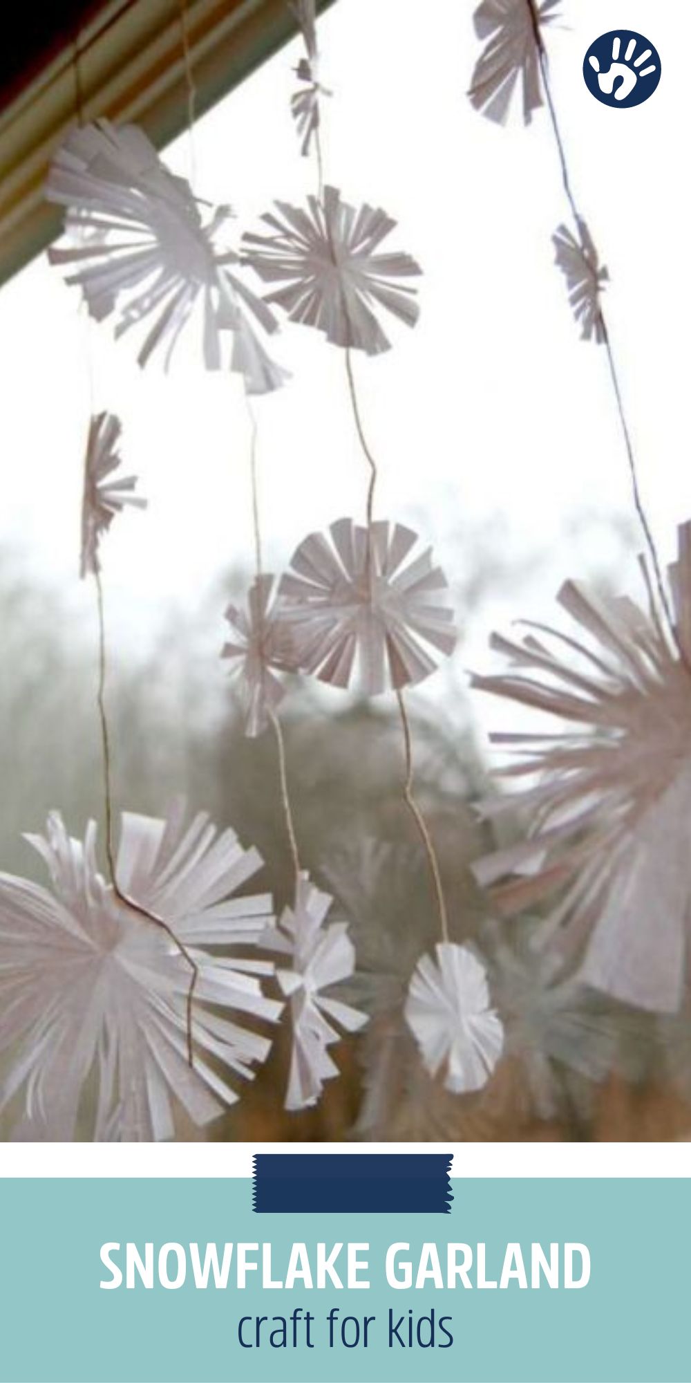 Make These Easy Snowflakes for a Snowy Garland