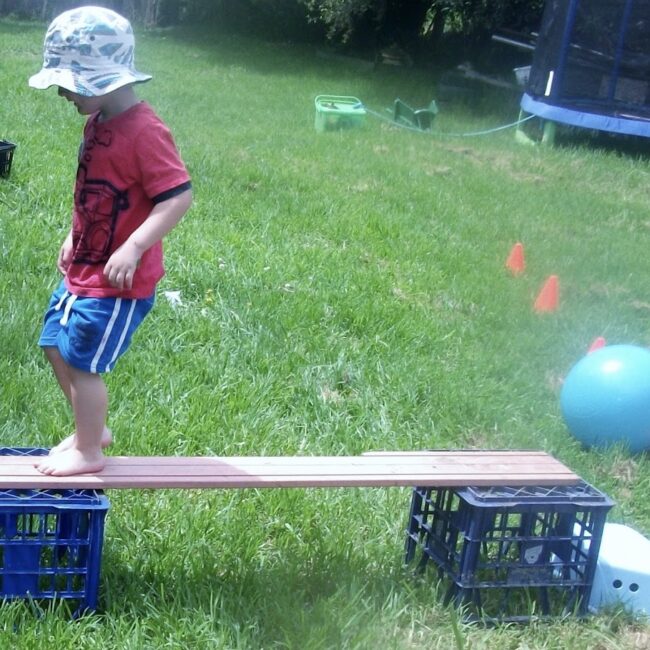 10 Gross Motor Activities to do Outside with the Kids