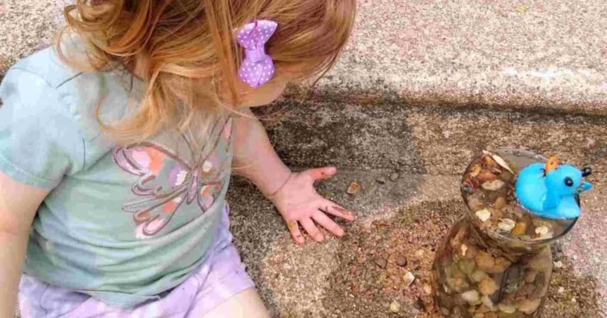 "Save the Duck!" Water Displacement Experiment to Keep Kids Busy in the ...